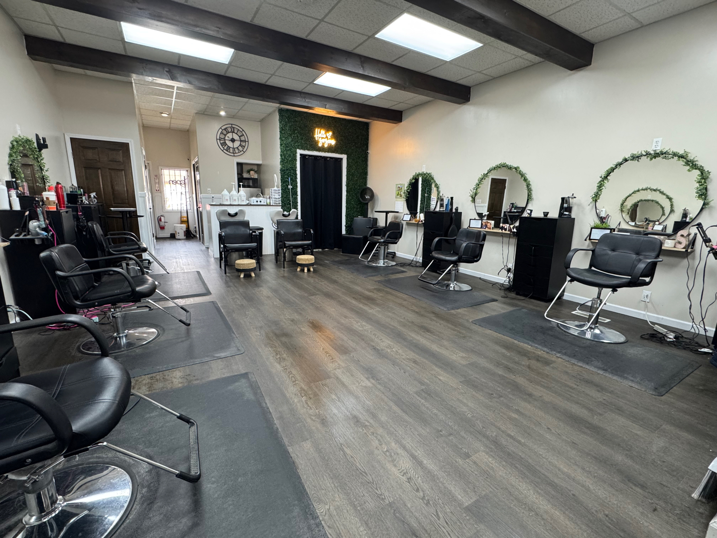 Salon Beautique | Hair Salon in Gladwin, MI