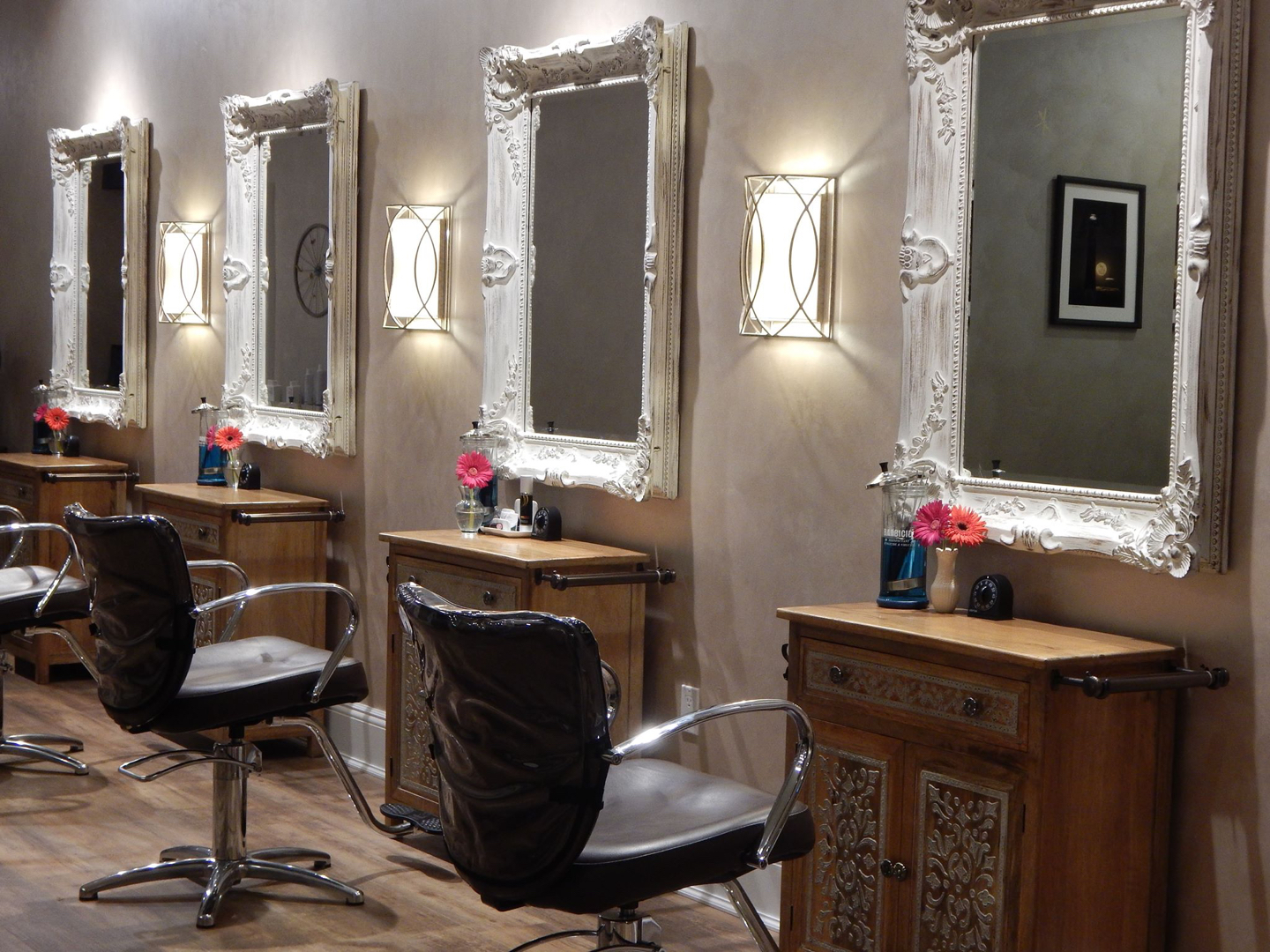 Enlighten Hair Studio